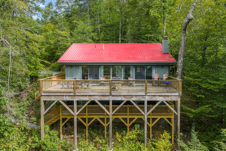 Spacious 5br Sugar Mt Cabin W/ Hot Tub & Views! - Banner Elk, NC