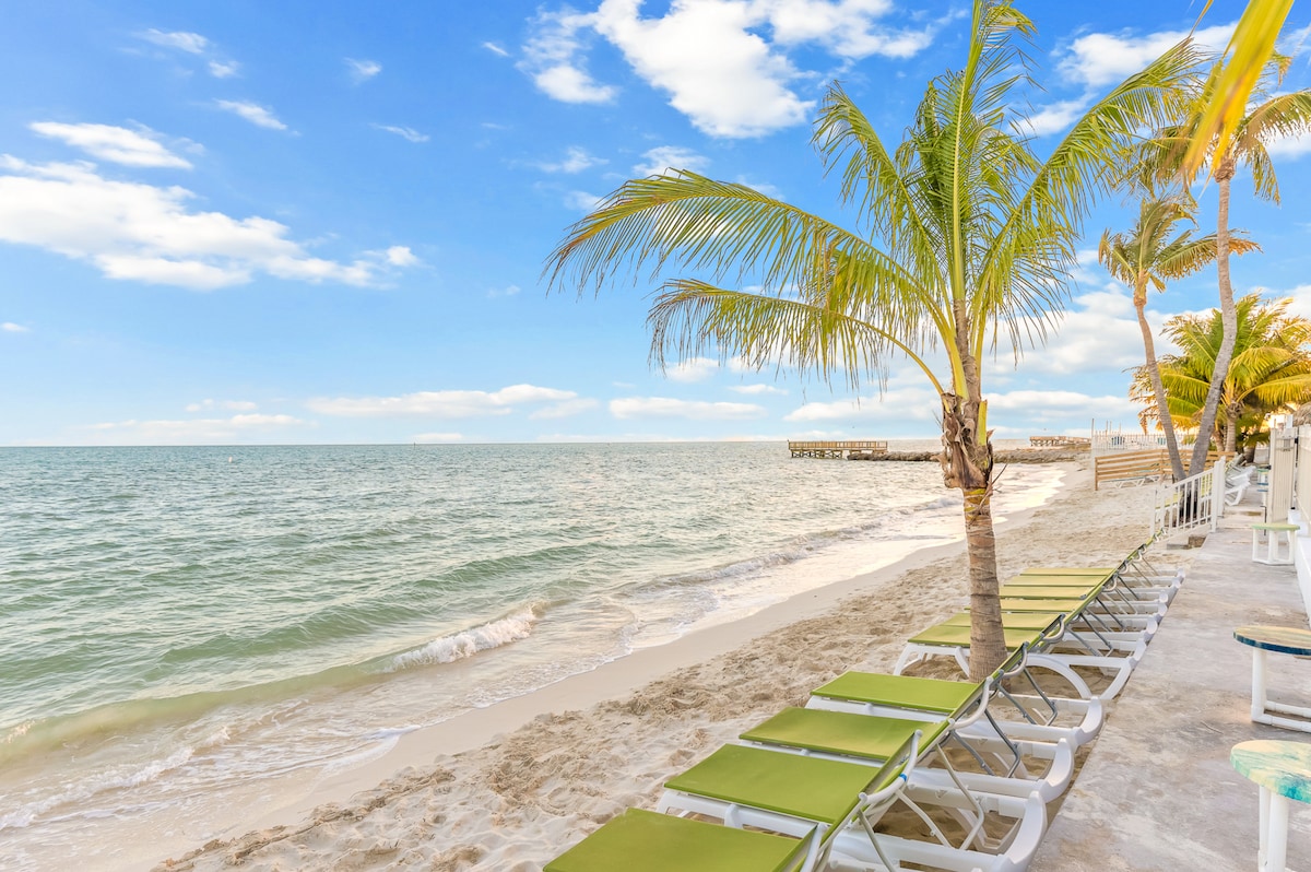 Villa Blue-Water Front-Cabana Club-37 pies de espacio en el muelle ...