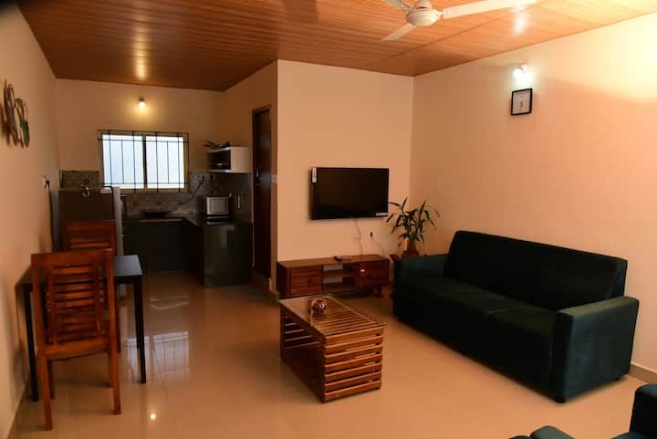 Nirantara Luxury Service Apartment 1 Bhk T-3 - Mysuru