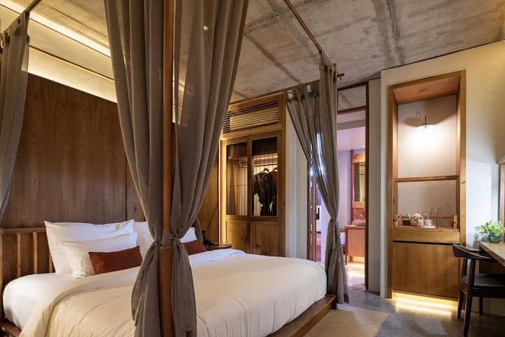 Peranakan Superior Room • No Window • Near Beach - Khao Lak