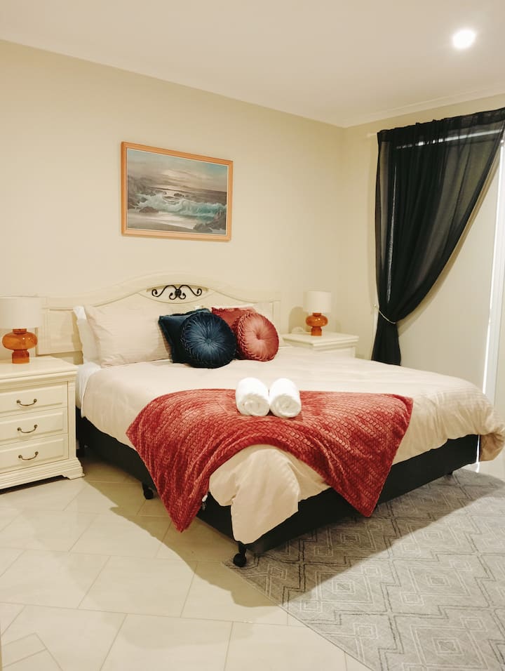 Le Grand Villas Raymond Island Villa 4 - Paynesville