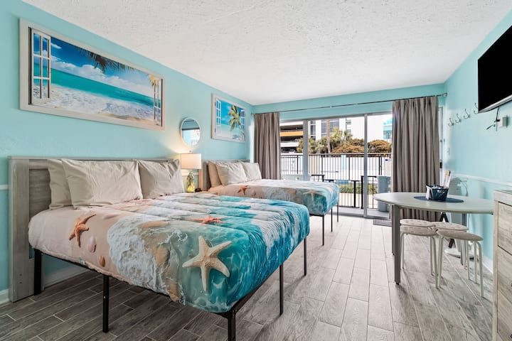Teal Tides: Efficiency Condo W/pool Close To Beach - Myrtle Beach, SC