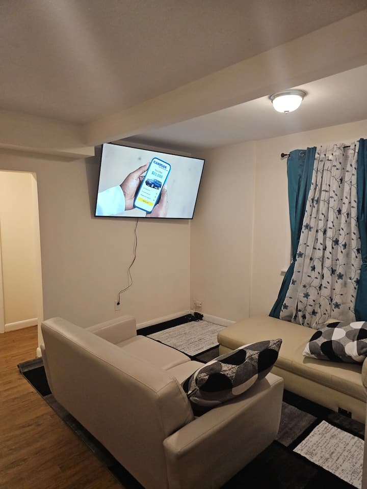 Kings And Queens Apartments - Warwick, RI