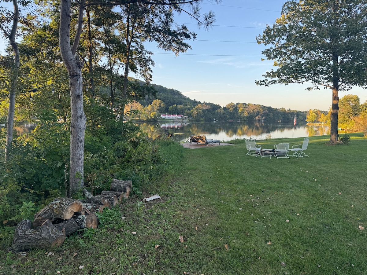 The Friendship Manor (Eisangeln) - Häuser zur Miete in Friendship ...