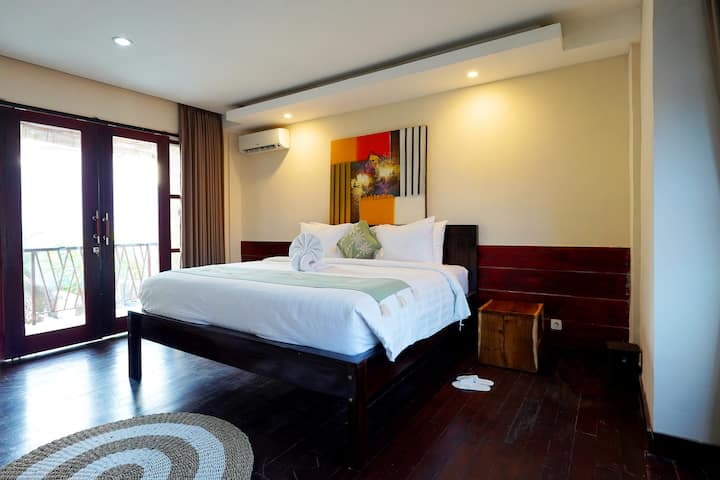 3 Bedroom Pool Villa West Sanur - Casa Del Lago - Sanur