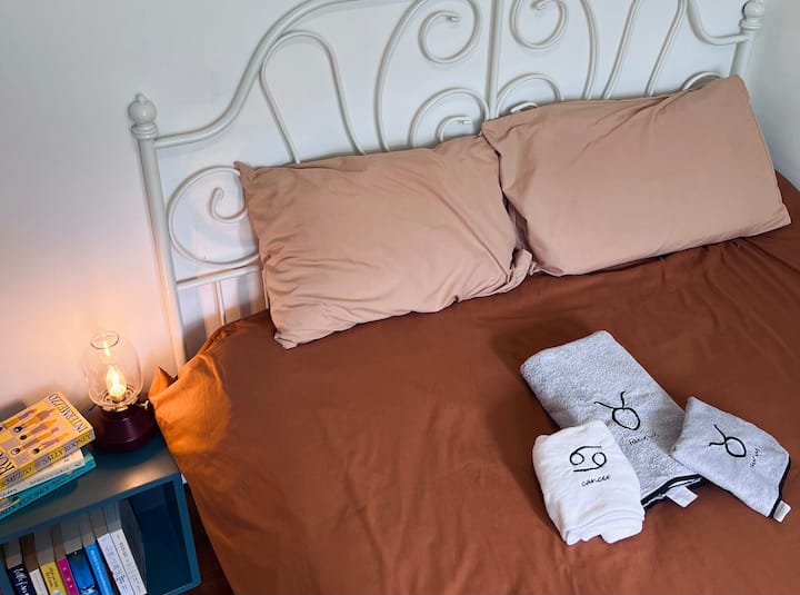 Sunlit Home Near Banqiao Station & Xinpu Market - 龜山區