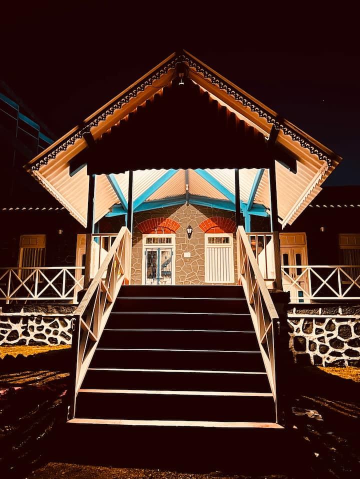 The Coastal Nest (Vintage Villa Daman) - Daman