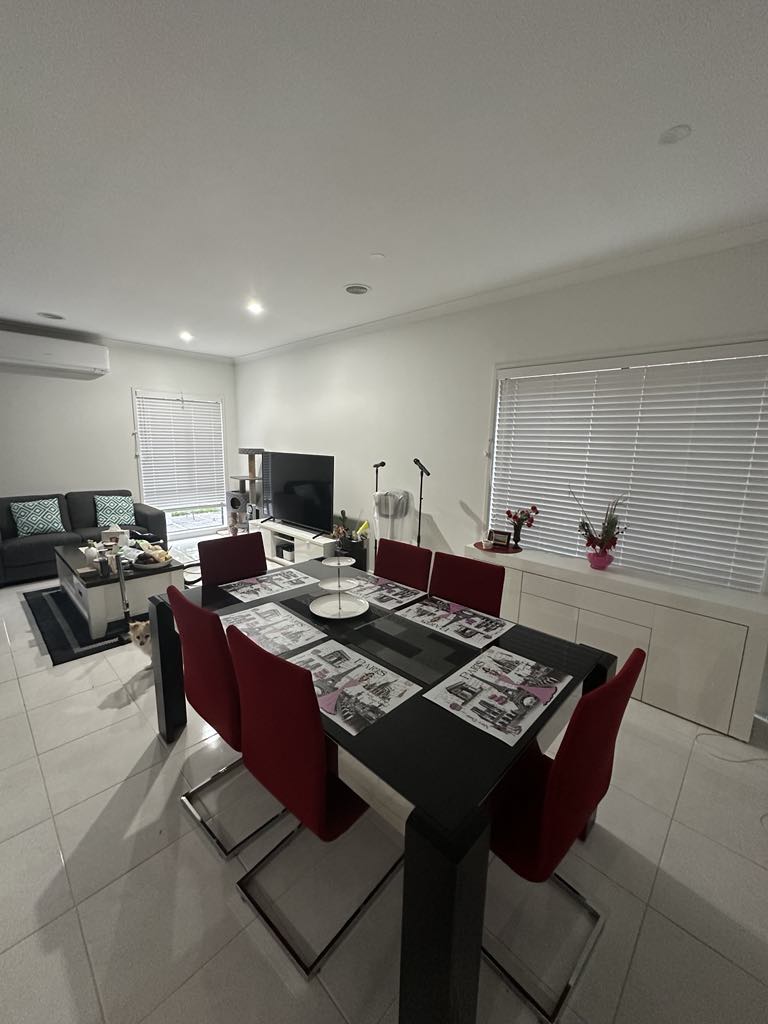 Unterkunft in Melbourne - Häuser zur Miete in Craigieburn, Victoria ...