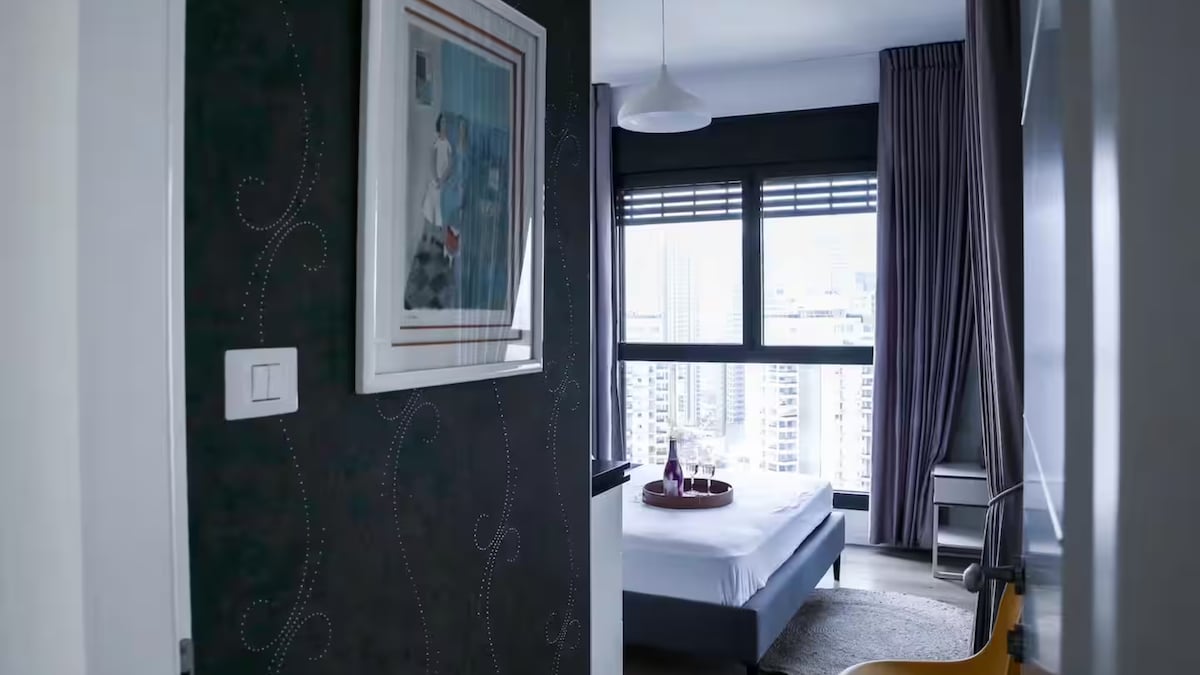 Appartement spacieux avec vue sur la mer au 23e étage - Appartements à ...