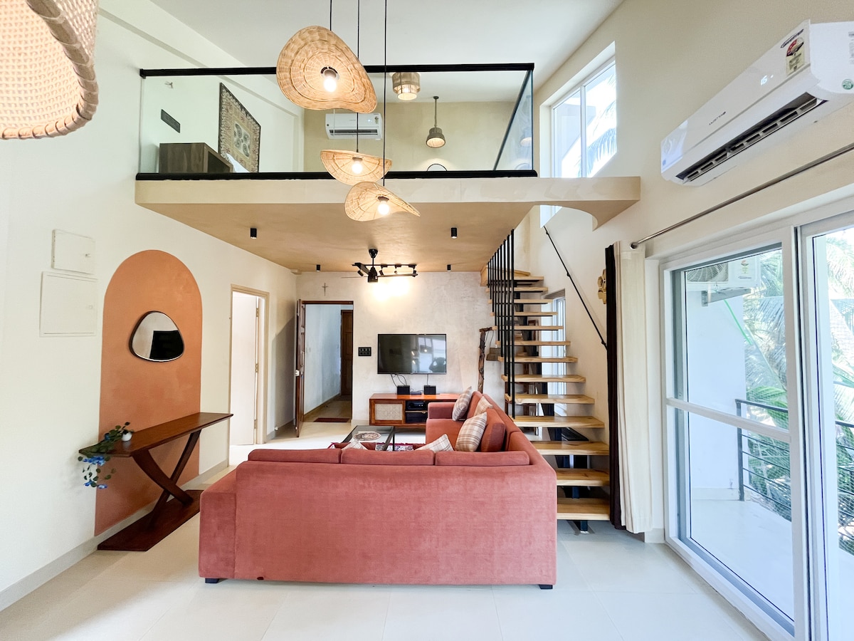 2bhk terraza privada estilo loft, vista a la piscina, Arpora ...