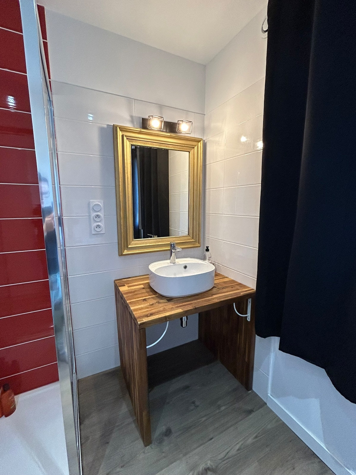 Moulin Rouge room in 1 old water mill - Houses for Rent in Le Puy ...