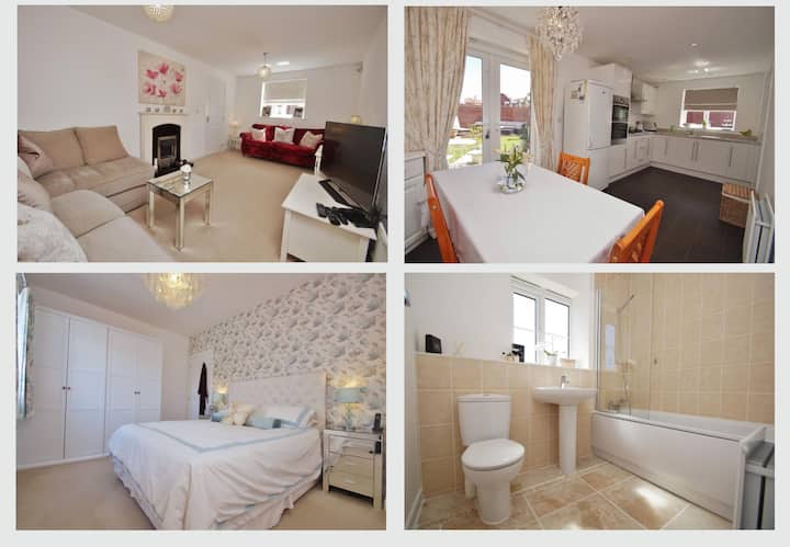 House Right Close To Royal Birkdale Golf Courses - Southport
