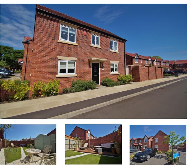 House Right Close To Royal Birkdale Golf Courses - Southport