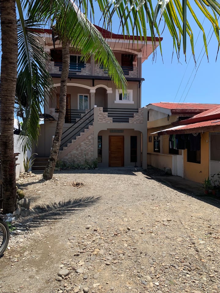 N Hoogland 1 - Baybay City