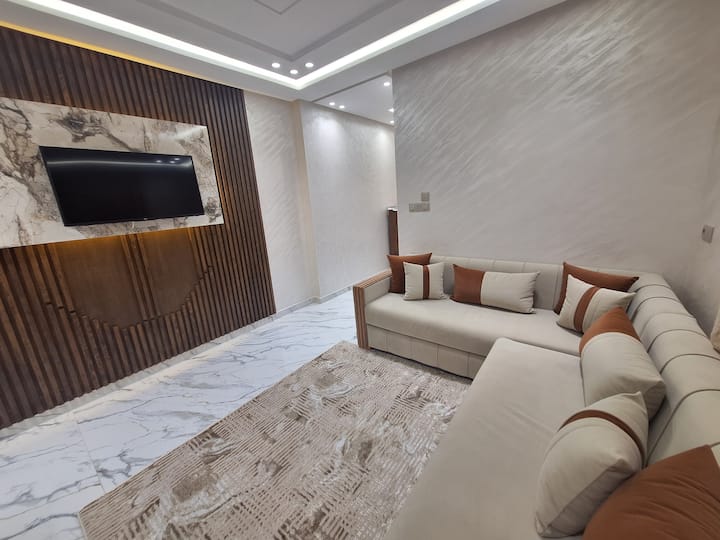 شقة راقية قريبة لجميع المرافق قريبة لكورنيش - Melilla