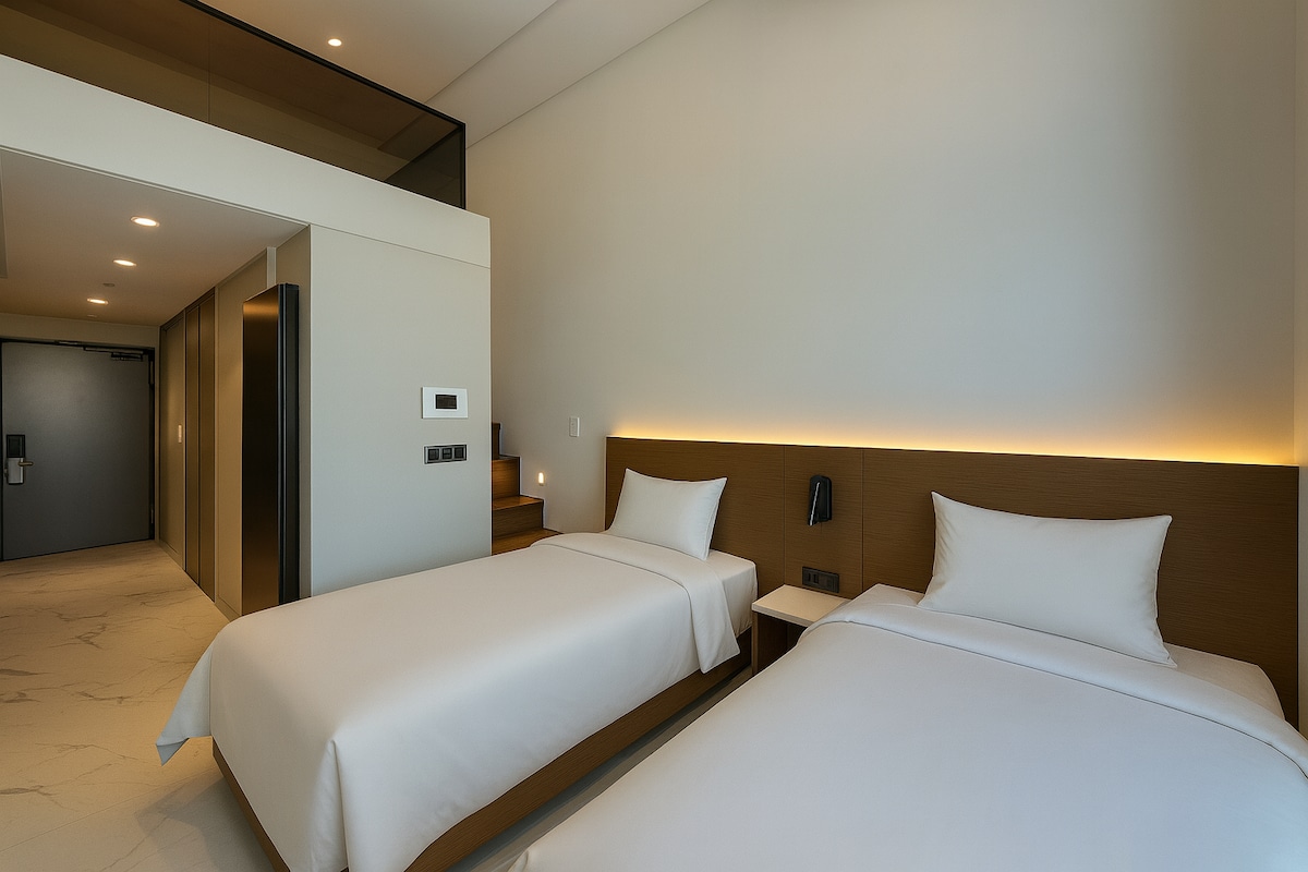 [Magnum Nampo] All Guest Room Terrace_Multilevel Superior Twin_2 ...