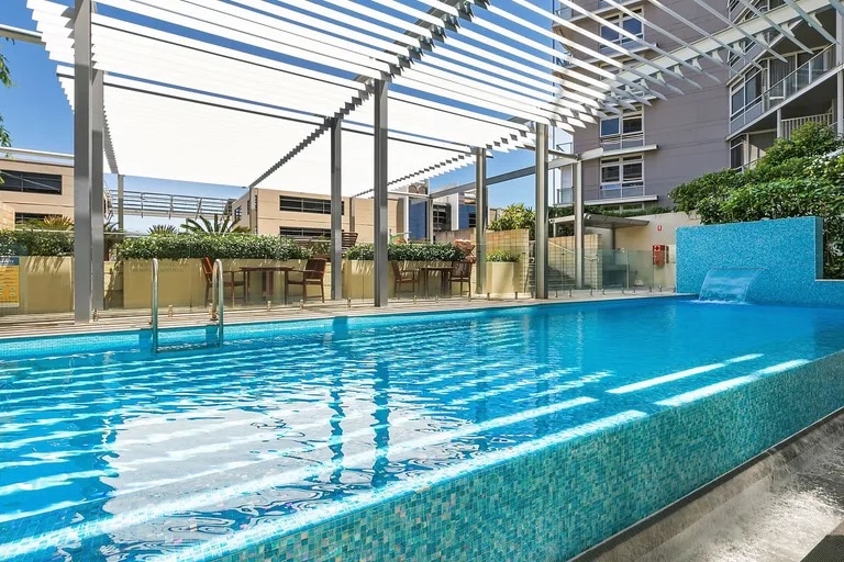 Mediterrane Oase | Darling Harbour mit Pool und Fitnessraum - Wohnungen ...