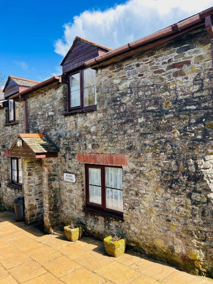 Converted Barn With Swimming Pool, Great Location - Clovelly