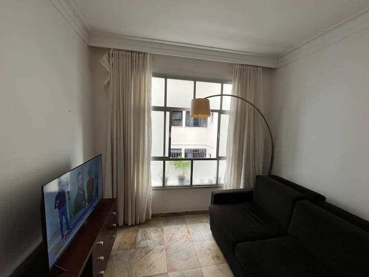 Apê 2 Quartos/suíte Mobiliado Próximo A Praia - Vitória