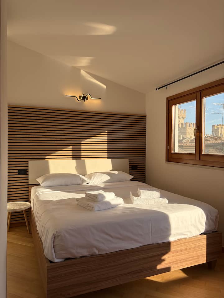 Anna's Home View - Sirmione