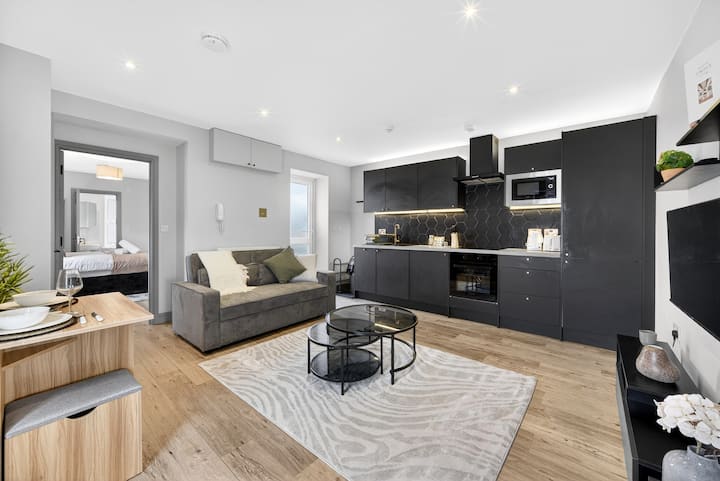 Spacious 2-br Apartment Near Cardiff City Centre - Cardiff
