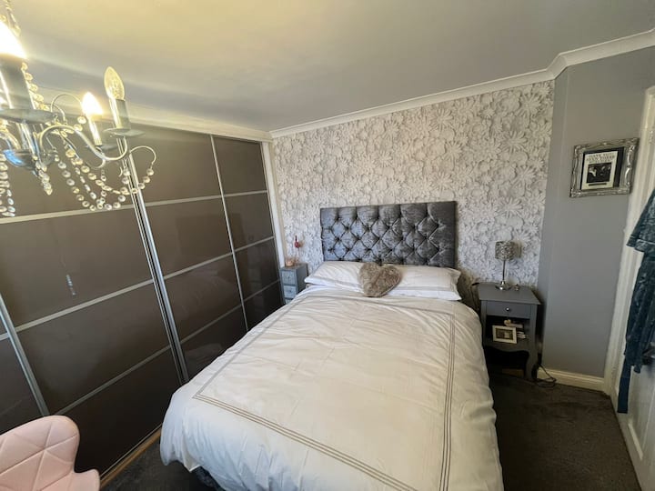 Appleby Happy Home. - Banbury