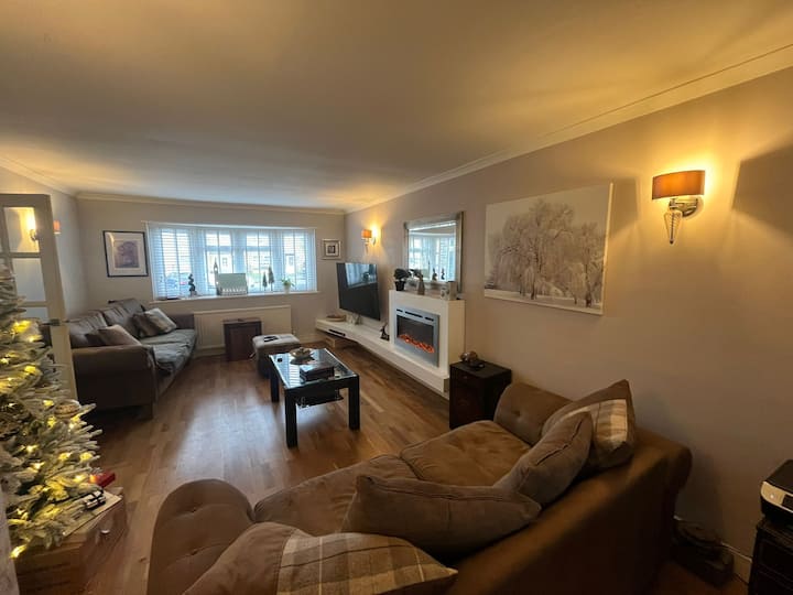Appleby Happy Home. - Banbury