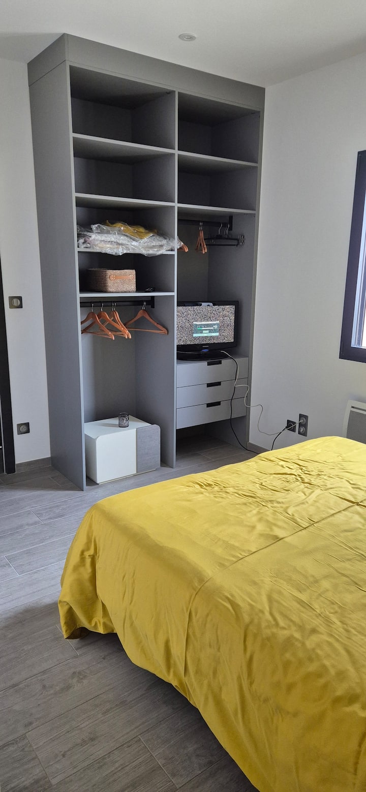 Chambre Privée Avec Tout Son Confort - Pernes-les-Fontaines