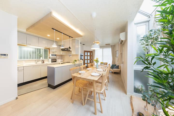 新宿6分　中野新橋駅徒歩7分　寝室4　ベッド6　トイレ2　シャワー2　最大10人　95m2　戸建貸切 - Shibuya