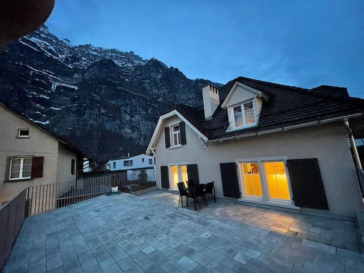 Historisches Glarner Einfamilienhaus - Canton of Glarus