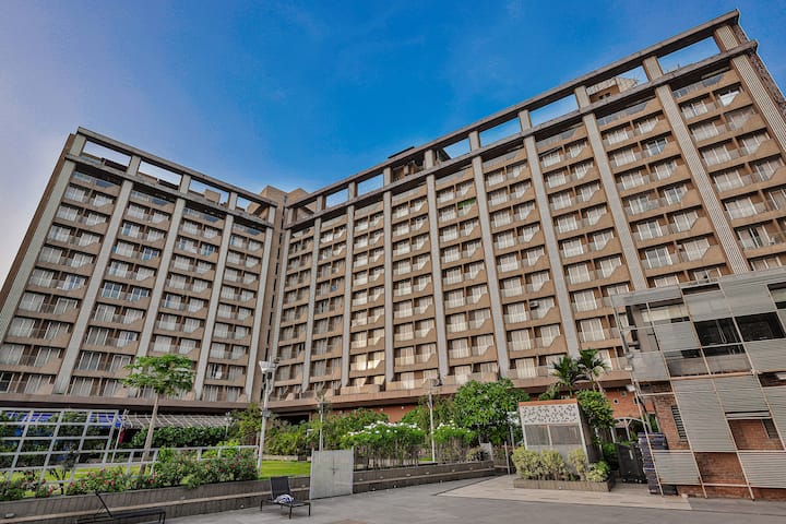 Weekend Address Farmville | Luxury Apartment - Surat