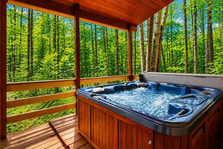 Walk To Cranmore Hot Tub Game Room Sleeps 16+ Fido - North Conway, NH