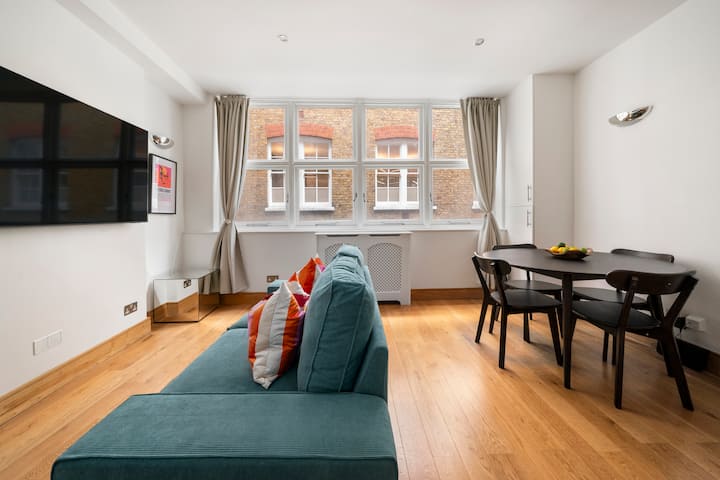Chic Apartment In Covent Garden | Prime Location - London