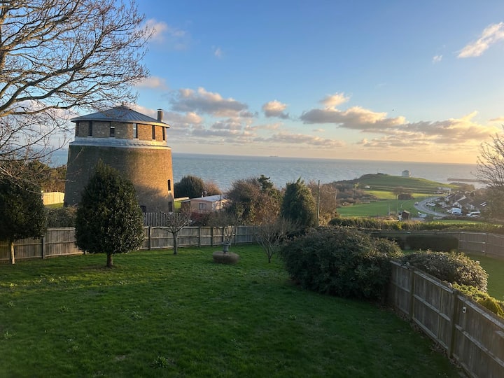 Stylish Coastal Home With Garden In Folkestone - Folkestone