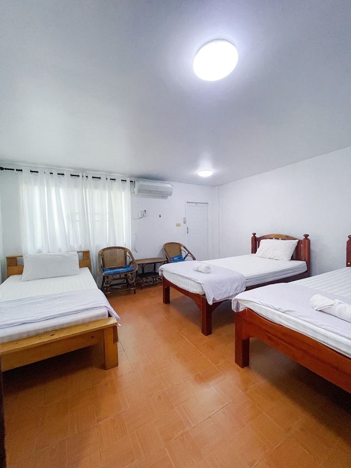 การพักผ่อนที่ดีและเรียบง่าย - テーサバーンナコーン・プラナコーンシーアユッタヤー