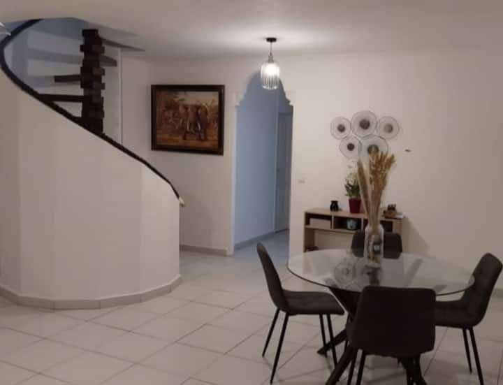 Appartement Confortable Meublé Proche De La Mer - Libreville