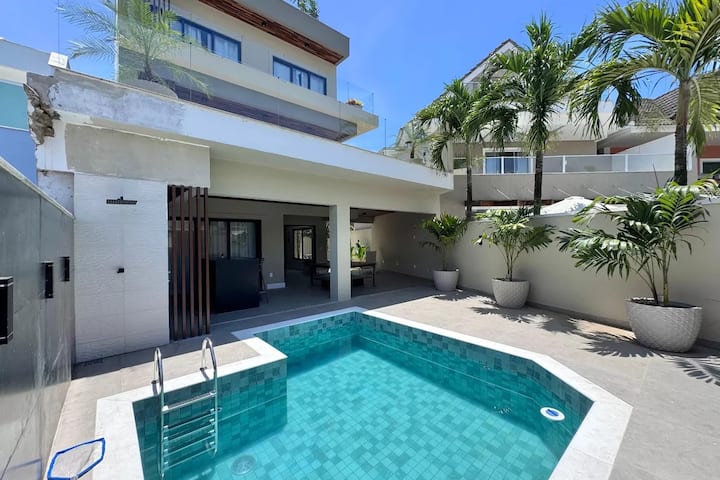 Excelente Casa Com Conforto No Condomínio Recreio - Rio de Janeiro