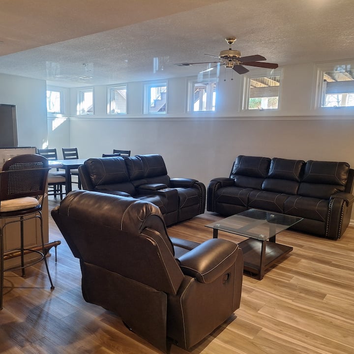 Shawnee Cozy Home - Overland Park, KS