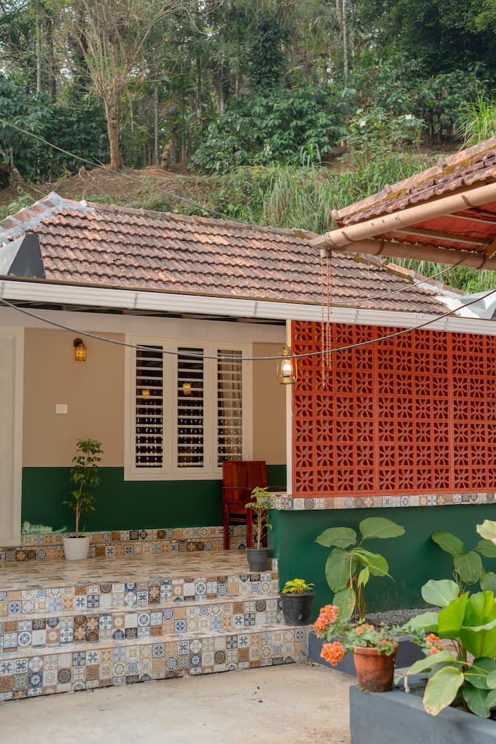 Swastha Heritage Homestays Wayanad -Mantharam 2bhk - Wayanad