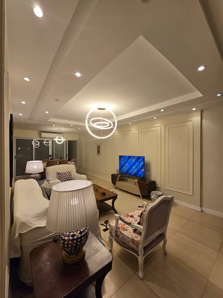 Elegant Zamalek Escape | Large Apartment In Cairo - Gizeh