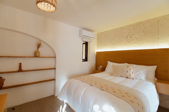 Cuetlaxochitl | Bernardino Boutique - Guanajuato