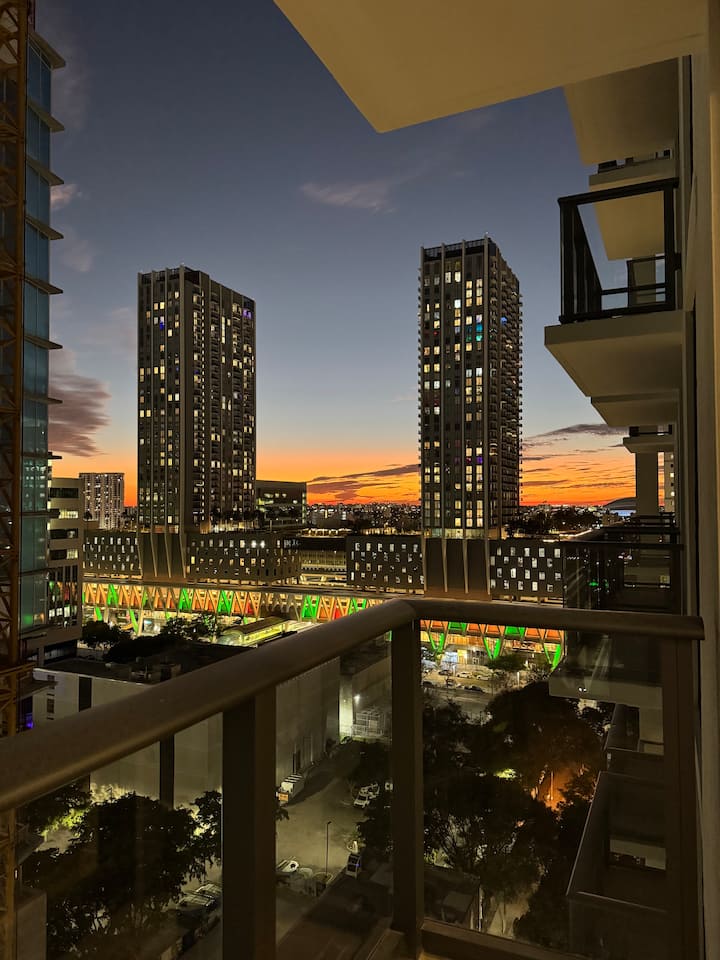 Brand New Luxury 1br : City Views + Pool + Parking - Miami