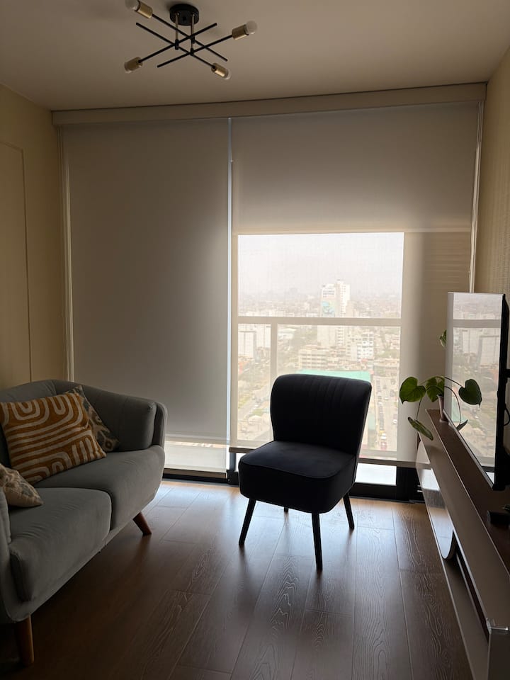 Departamento Moderno Y Céntrico En Javier Prado - Lima