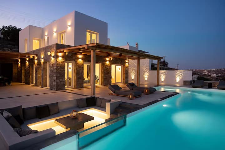 Chef Included By Fantasia Villas: Villa Genesis 8 - Mykonos