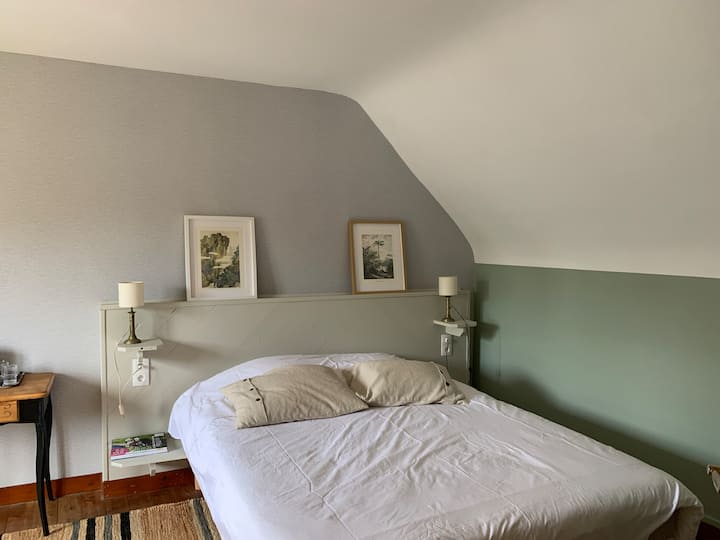 Dans Maison Individuelle, Chambre Double Rénovée - Crozon