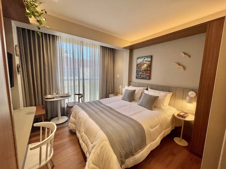 Studio Completo Na Barra | A Passos Da Praia - Barra