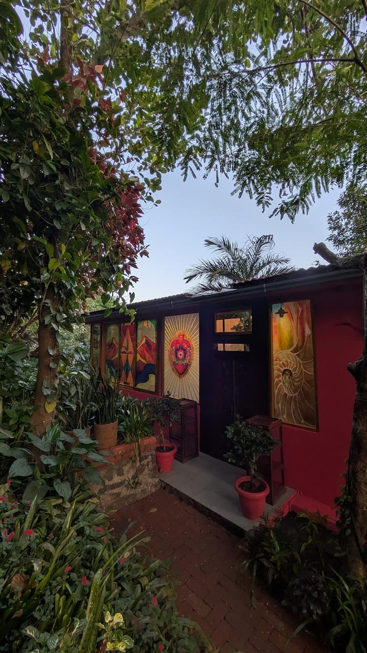 Camellia At Little Flower Farms - Vagamon