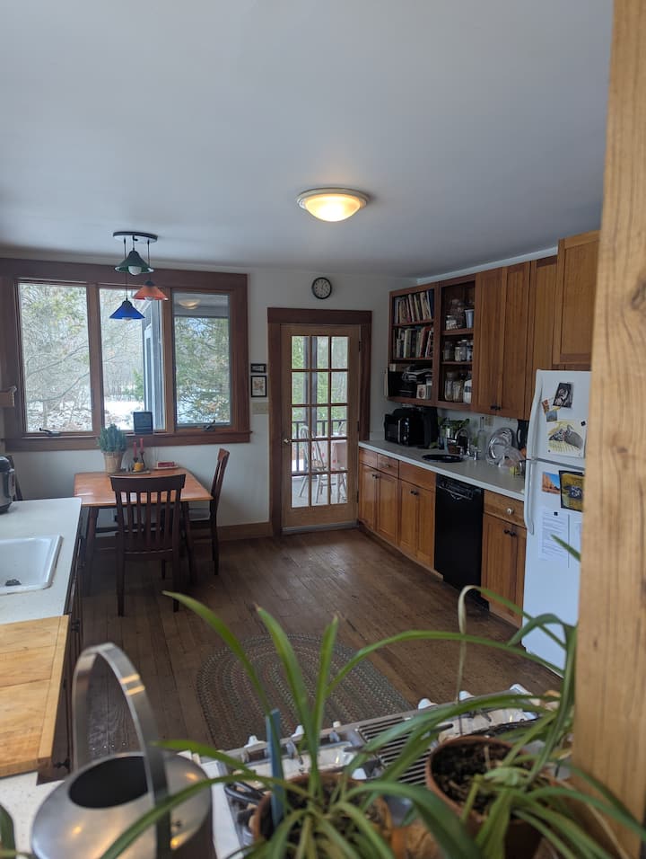 5br/3bath On 2.5 Acres - Walk To Oberlin College - Oberlin, OH