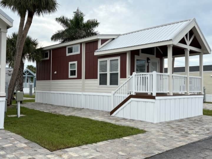 Premium Rental Cottage 1 Bedroom With Loft - Fort Myers Beach, FL