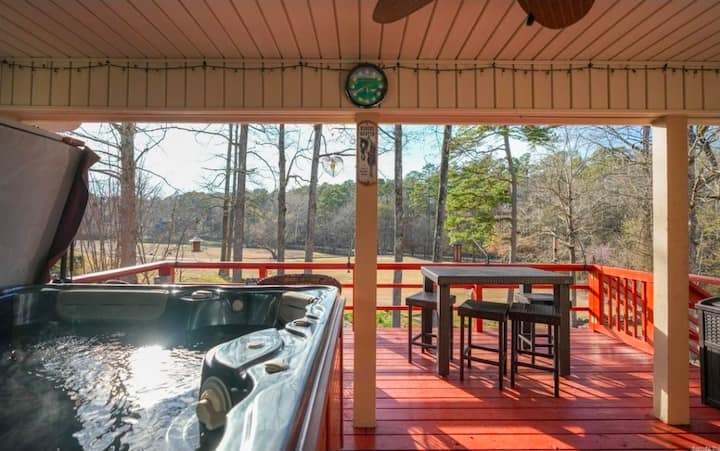 Up To Par - Hot Springs Village, AR